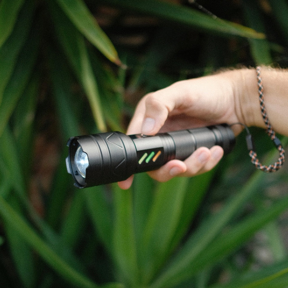 Ultra Bright Telescopic Torch – Venture Gear